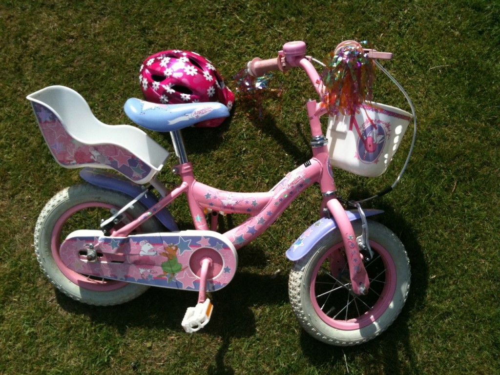 Riding a bike | Play with Learning